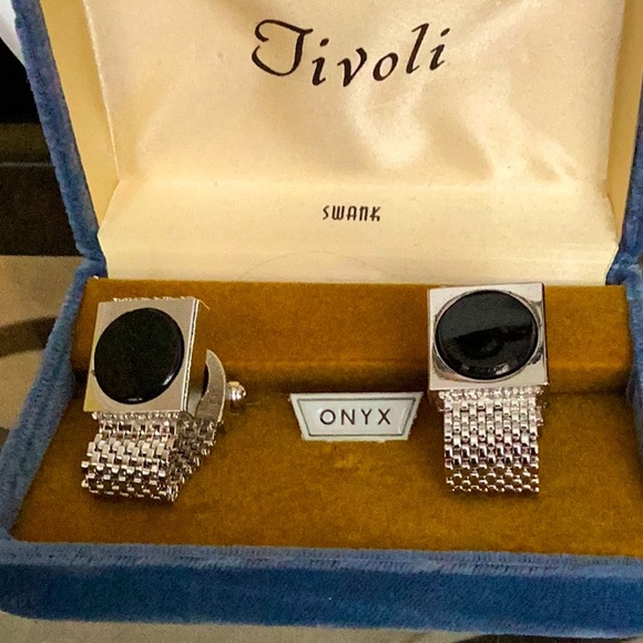SWANK | Accessories | Vintage Swank Tivoli Onyx Cuff Links In Silver In Original Box | Poshmark